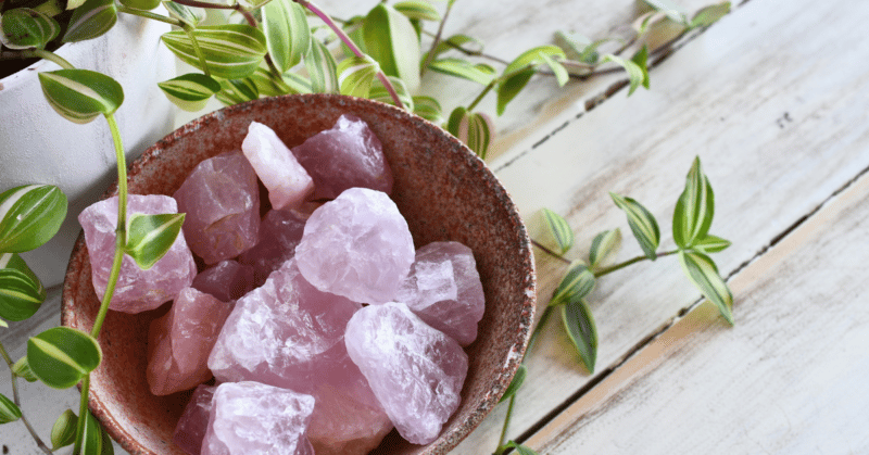 Rose Quartz: Meaning, Uses & Benefits | North of Bleu
