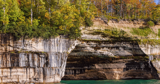 The Best Time to See Fall Colors in Upper Michigan | North of Bleu